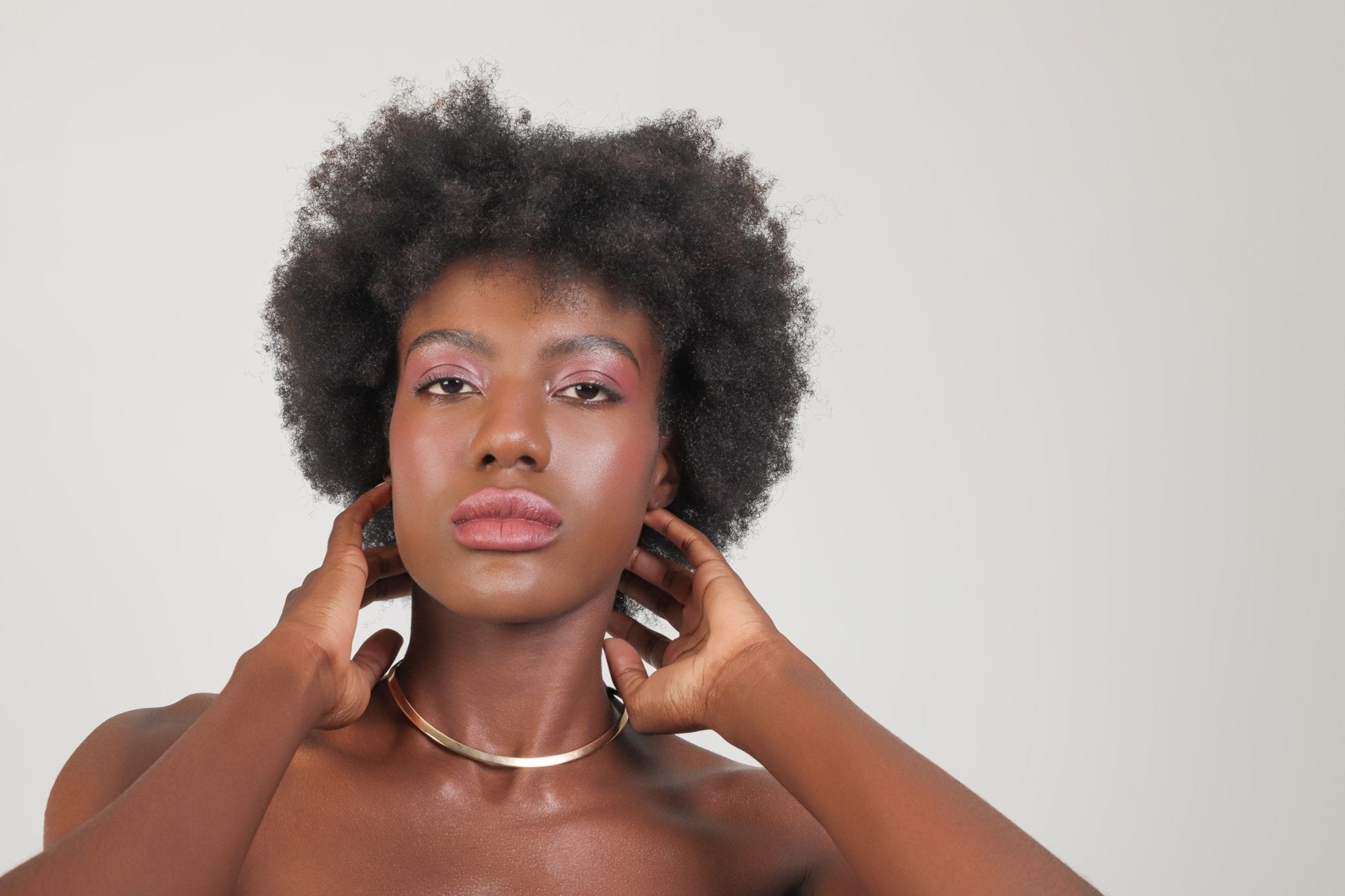 QUAL É A MINHA PELE? – Lazú Maquiagens